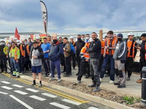 Behind the Amazon Curtain | libcom.org